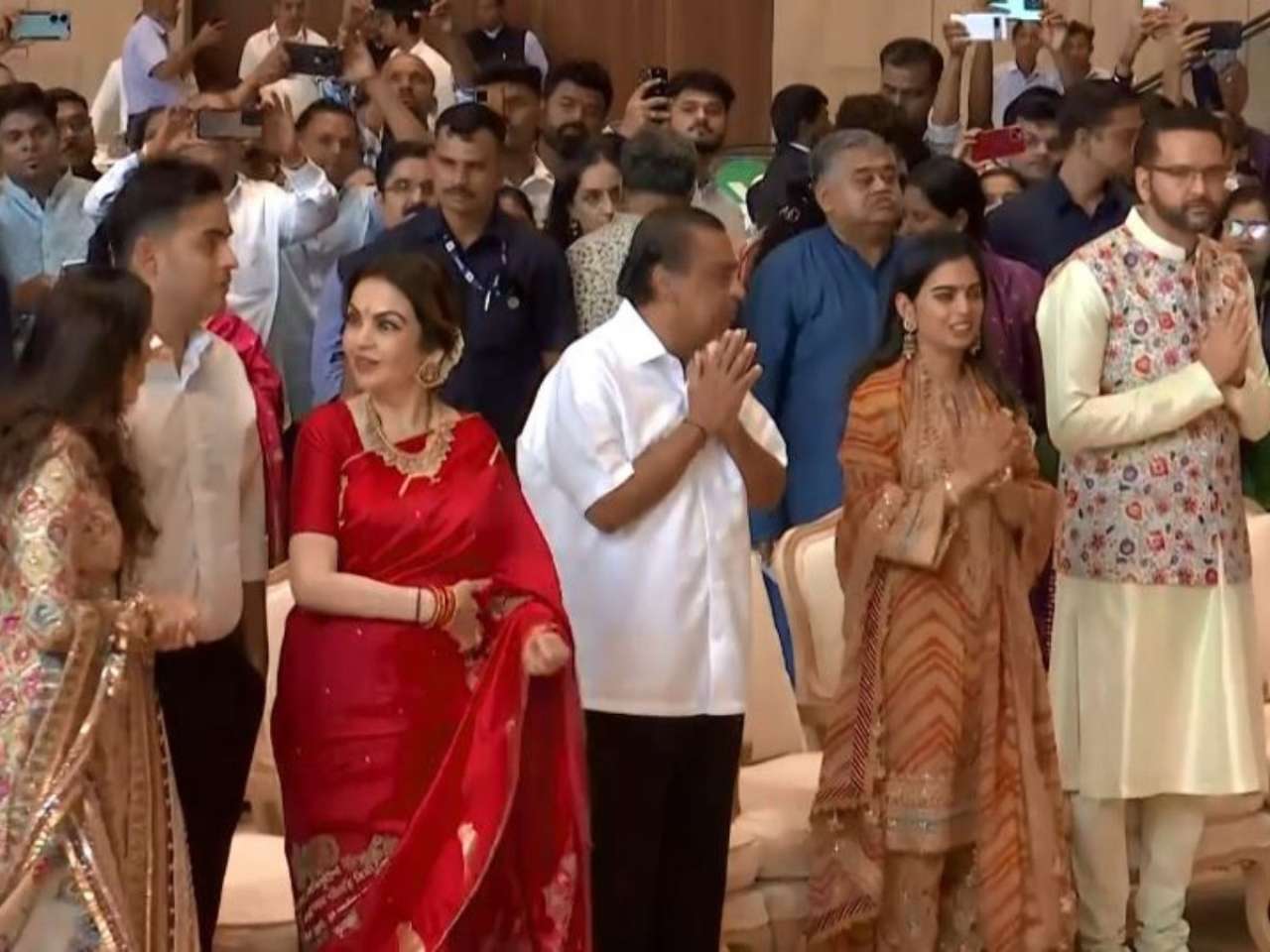 Nita Ambani swears by these wellness rituals, while Mukesh Ambani ...