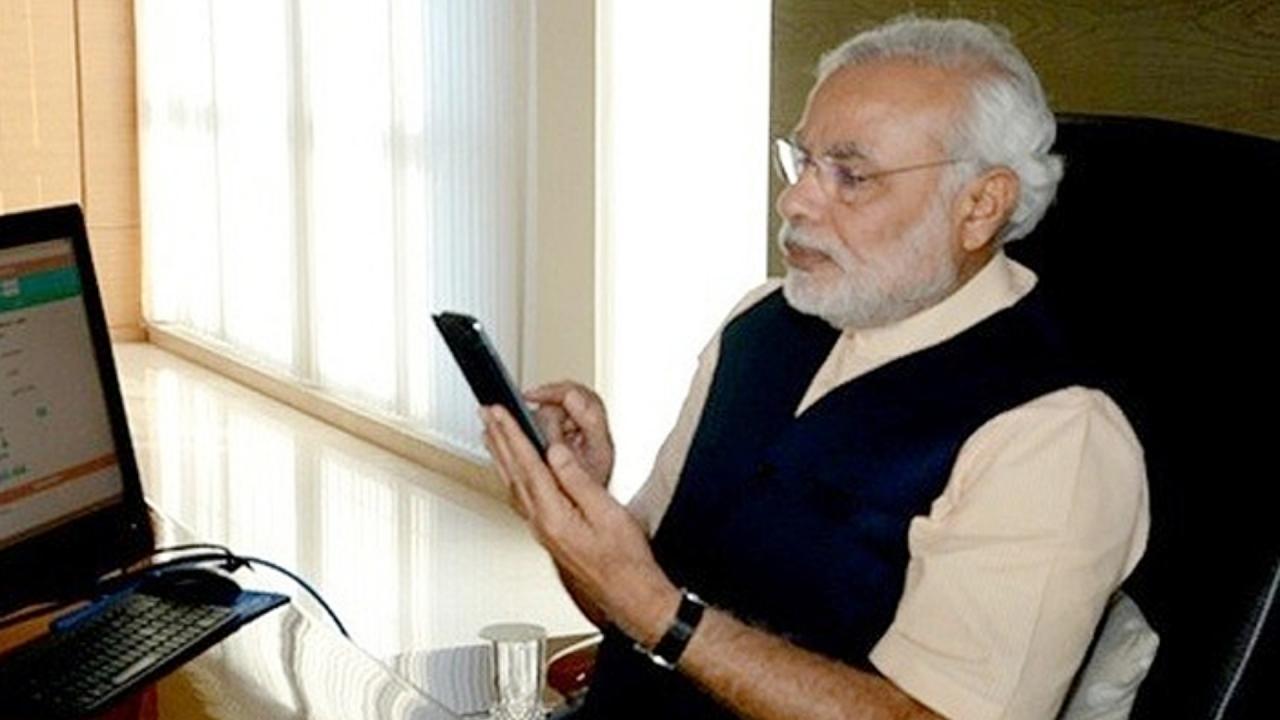 PM Narendra Modi Phone: हैकर्स भी नहीं हैक कर सकते PM मोदी का फोन, इन ...