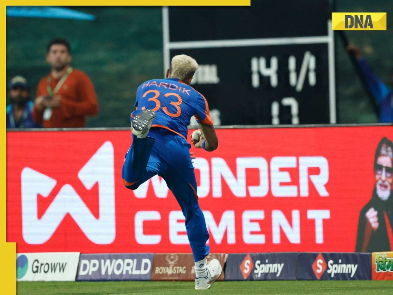 IND vs OMA: Hardik Pandya spotted chatting seconds before one-handed ...