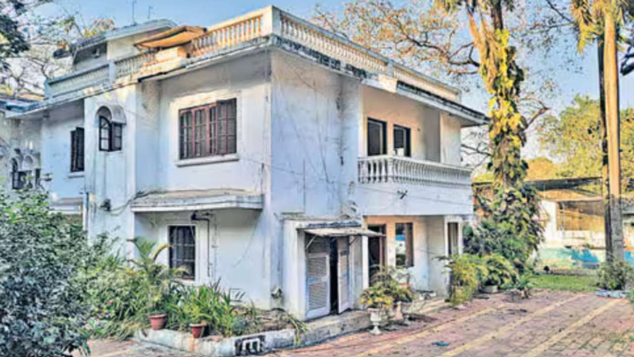 In pics: Raj Kapoor's Rs 100-crore Deonar Cottage featured in Netflix's ...
