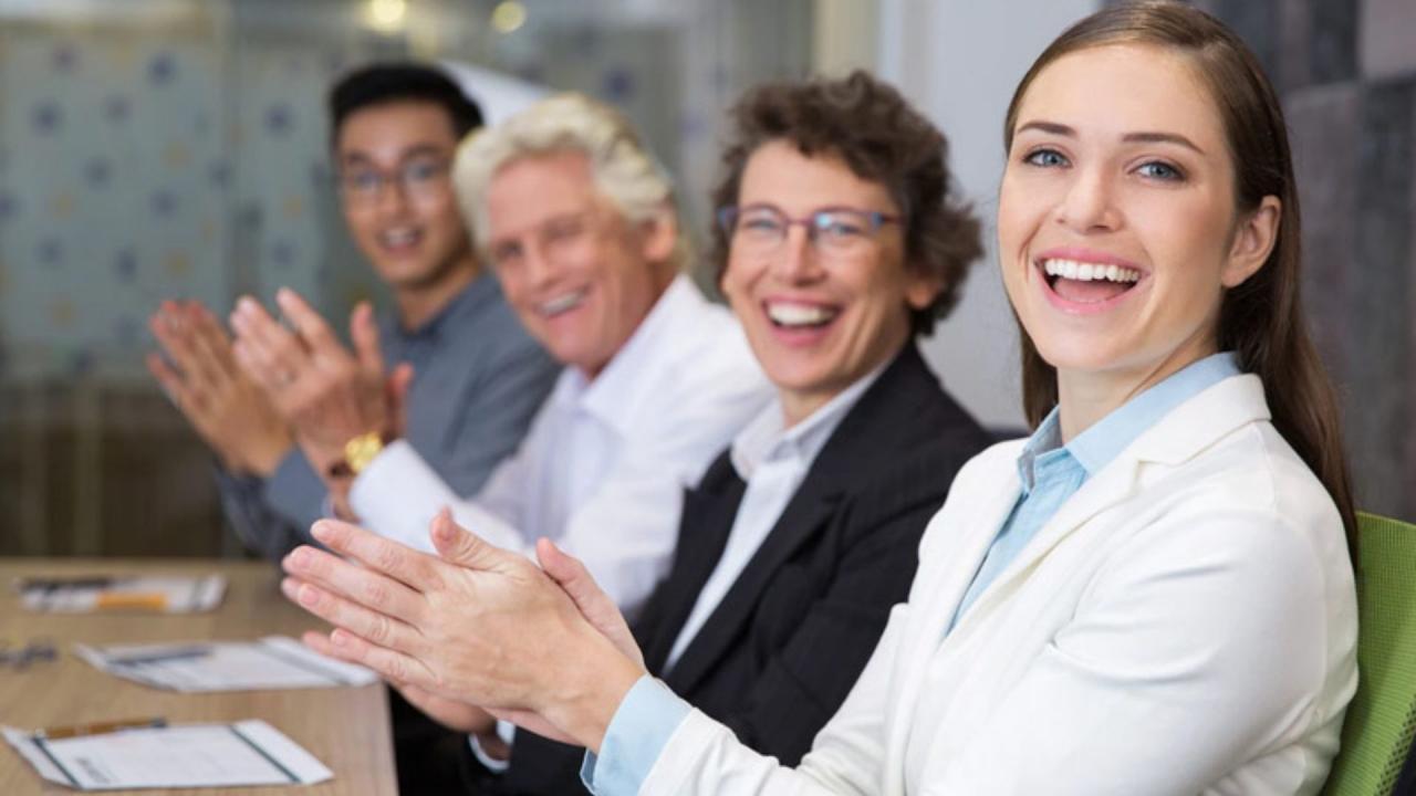 Benefits Of Clapping: आपकी ताली में छिपा है कई बीमारियों का इलाज, 15 ...