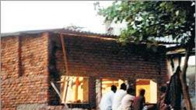 Wadala slums seek divine help