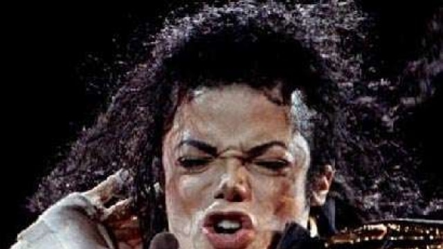 Michael Jackson basketball auctioned for $2,94,000