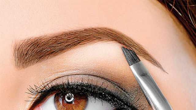 Bushy eyebrows at your fingertips