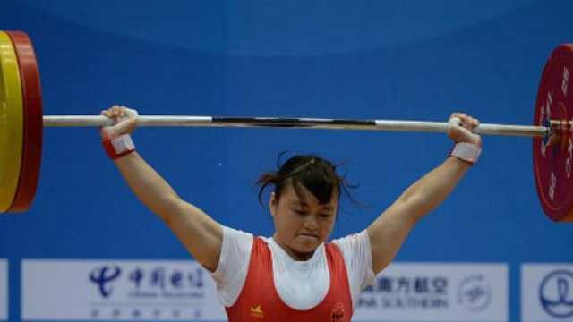 Li Yajun surpasses weightlifting world record
