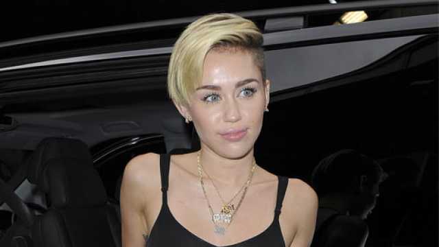 Miley Cyrus' 'Wrecking Ball' video inspires funny online memes