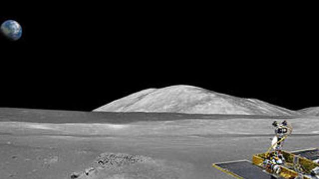 China's first lunar rover Jade Rabbit sends back photos from moon