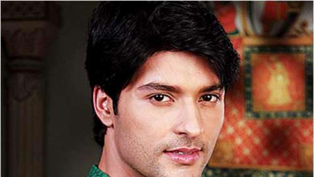 Anas Rashid takes his onscreen parents to his house near Karnal
