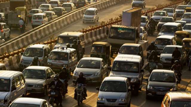 2,900 fined for traffic violations in New Delhi