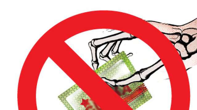 Maharashtra might ban chewing of tobacco in public places