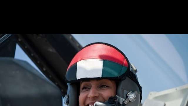 Meet UAE's first female fighter pilot on mission to blast Islamic State ...