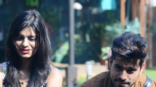 Bigg Boss 8 Is Sonali Raut Pretending To Be In Love With Gautam Gulati