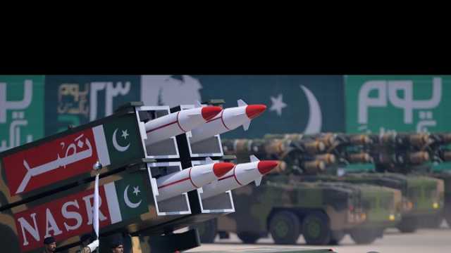 Pakistan showcases modern weapons in national day parade