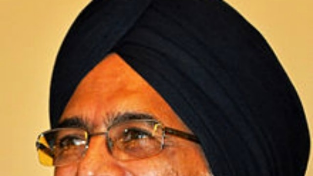 Punjabi poet Surjit Patar returns Sahitya Akademi Award against ...