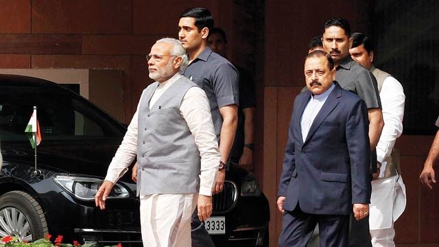 After "pro-farmer" budget, Narendra Modi asks NDA MPs to take crop ...