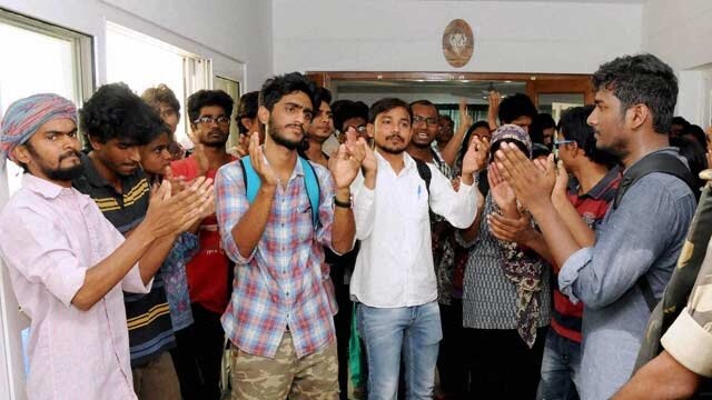 HCU row: Rohith Vemula's mother joins protests; demands for immediate ...
