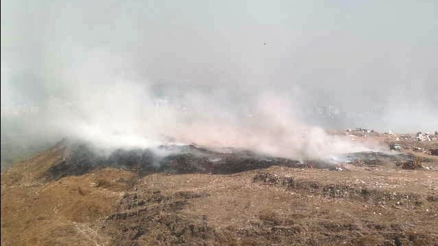 Mumbai: Major fire in Mulund dumping ground