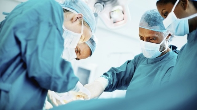 Autonomous robot performs soft-tissue surgery