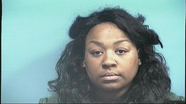 US: Police arrest mom for leaving infant in hot car while she shopped