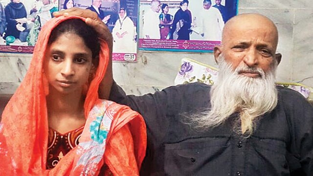 Geeta, deaf and mute girl who was taken care of by Edhi, expresses grief
