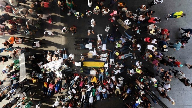 Gabon opposition leader Jean Ping urges general strike after disputed ...