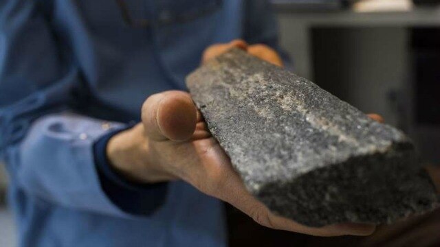 World's oldest rock helps scientists unlock secrets of early Earth