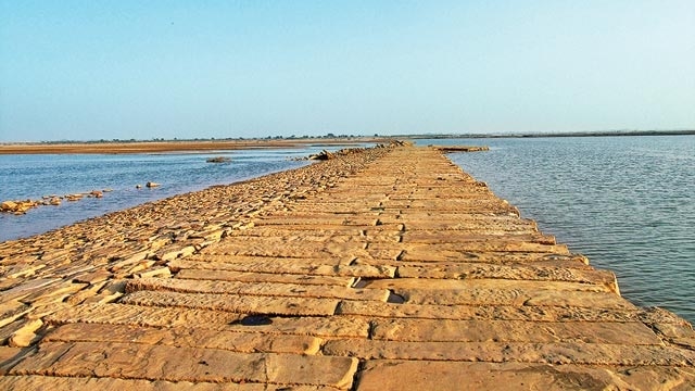 Stone causeway of Grand Trunk road discovered in Bihar