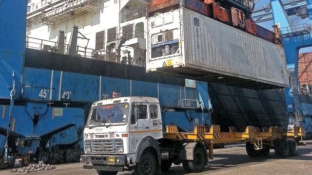 JNPT aims to deliver 40% containers under 72 hours