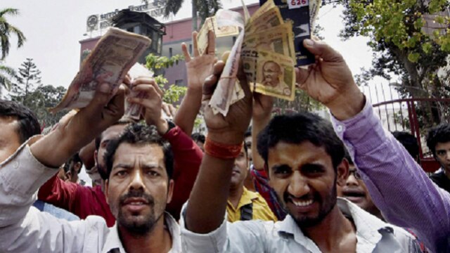 Note bandi: Final window allowing Indian who were abroad to exchange ...