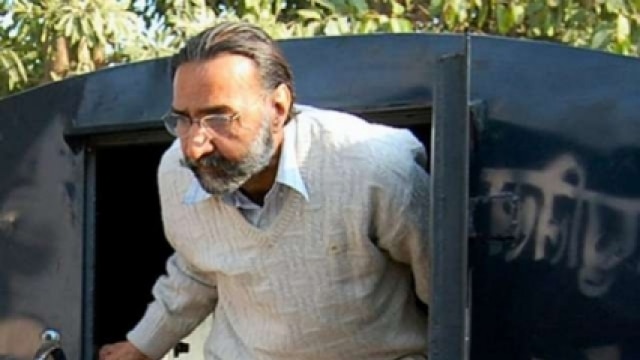 Nithari killings: Special CBI court convicts Moninder Singh Pandher ...