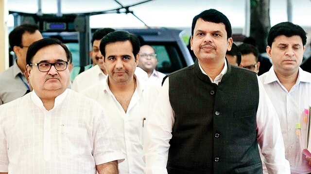Corruption charges against Fadnavis' minister; Cong says Prakash Mehta ...