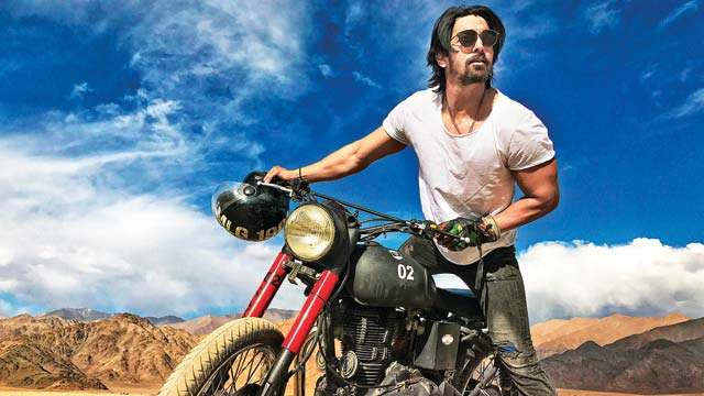 Harshvardhan Rane's staying with army men for JP Dutta's 'Paltan'