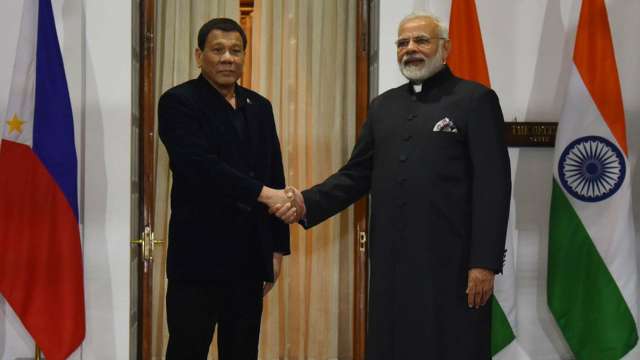 PM Modi meets Philippine President Rodrigo Duterte ahead of India-ASEAN ...