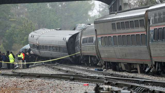 Amtrak blames freight train firm for deadly South Carolina crash that ...