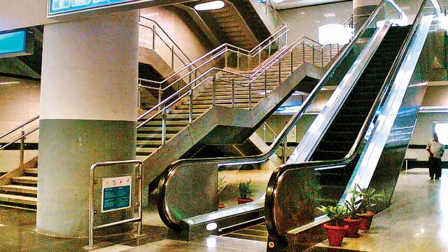 Metro lift to operate under PPP
