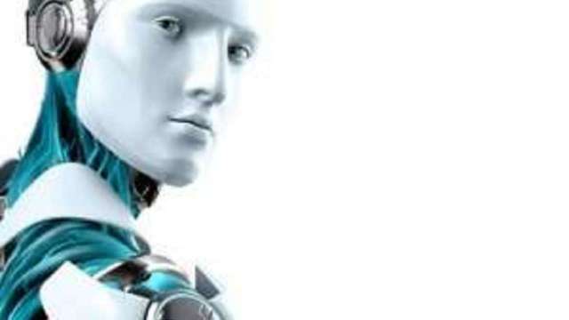 'Robot chemist discovers new molecules, reactions'