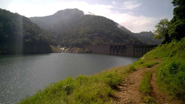 Kerala: Shutters of Idamalayar dam opened, water level in Periyar river ...
