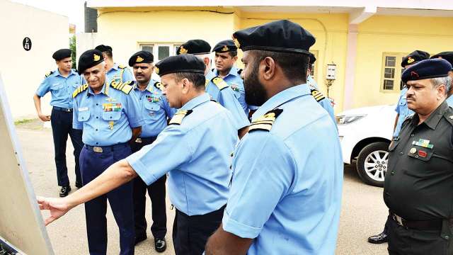 Gujarat: Chief of Naval Staff reviews Navy operational posture