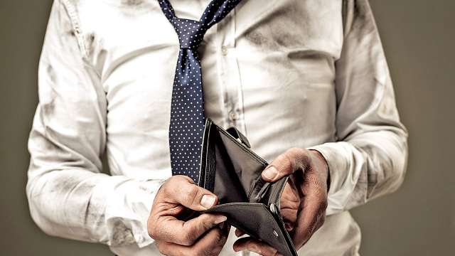 Payday panic: Delayed salaries increasingly becoming common in ...