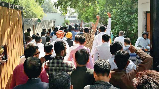 Rajasthan Assembly Elections 2018: Aspirants jostle outside CM ...