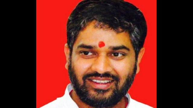 SP leader Neeraj Shekhar resigns from Rajya Sabha, likely to join BJP