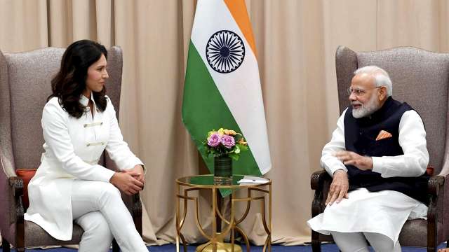 Democrat leader Tulsi Gabbard meets PM Modi in New York
