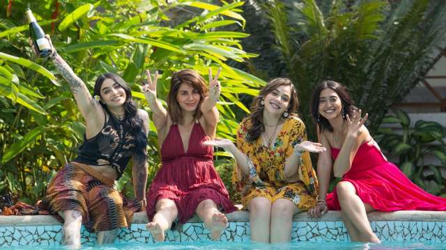 'Four More Shots Please' Season 2: 5 reasons to watch Kirti Kulhari ...