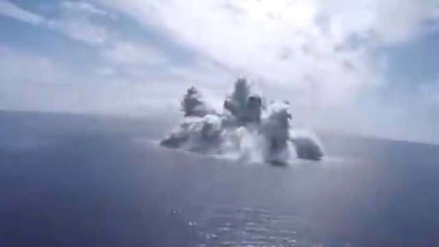 Massive explosion as US Navy sets off 40,000-pound bomb in Atlantic ...