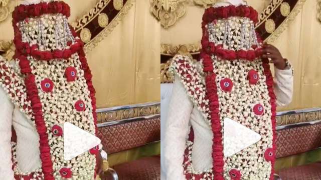 Dulhe ka sehra not so suhana! WATCH this groom make a fool of himself