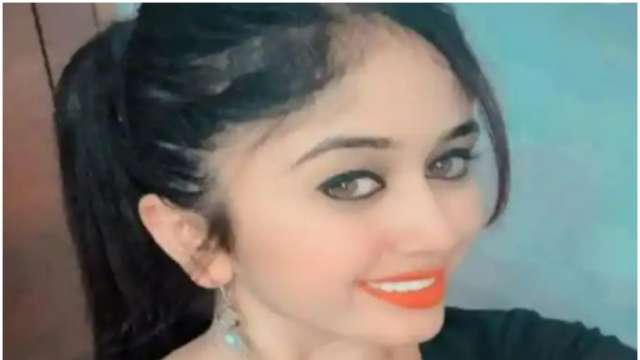 Shocking! Kannada actor Chethana Raj dies during fat removal surgery ...