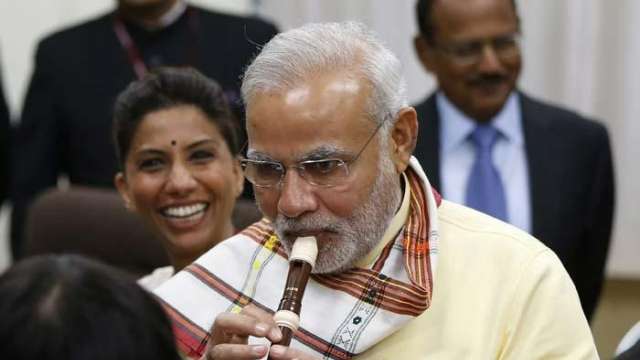 Narendra Modi Birthday: Watch PM Modi's love for music