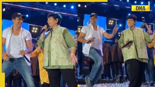 Hrithik Roshan performs Garba with Falguni Pathak, singer aces his Ek ...