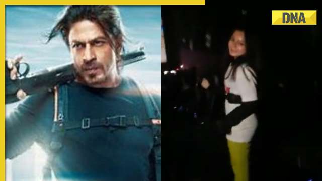 Watch: Shah Rukh Khan fangirl grooves to Pathaan song Jhoome Jo Pathaan in Bangladesh theatre